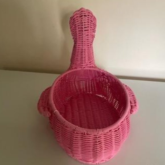 Ciroa | Kitchen | Ciroa Hello Summer Indooroutdoor Pink Serving Resin ...